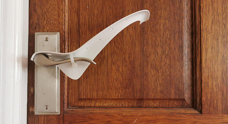 Tru Grip: Disability Aid For Door Handles