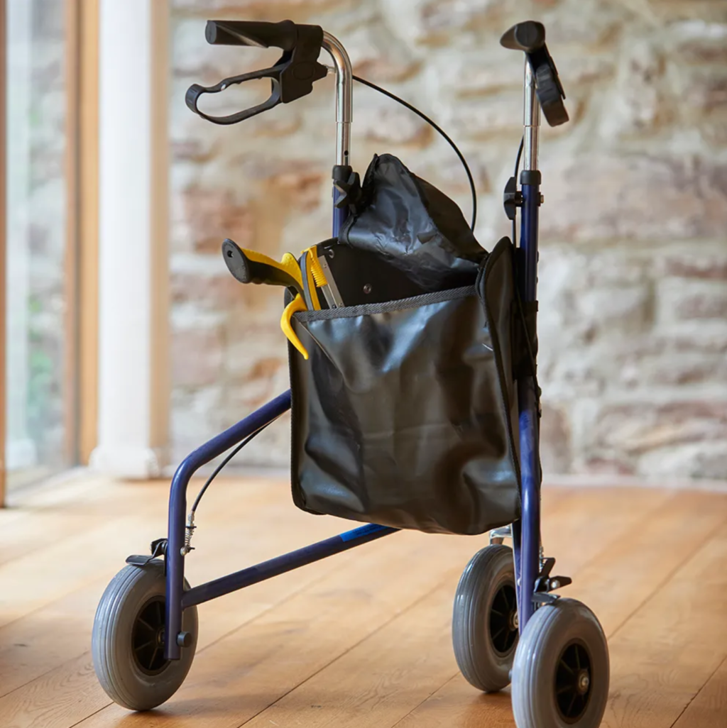 Classic PRO Folding Reacher Grabber Aid | Disability Horizons Shop